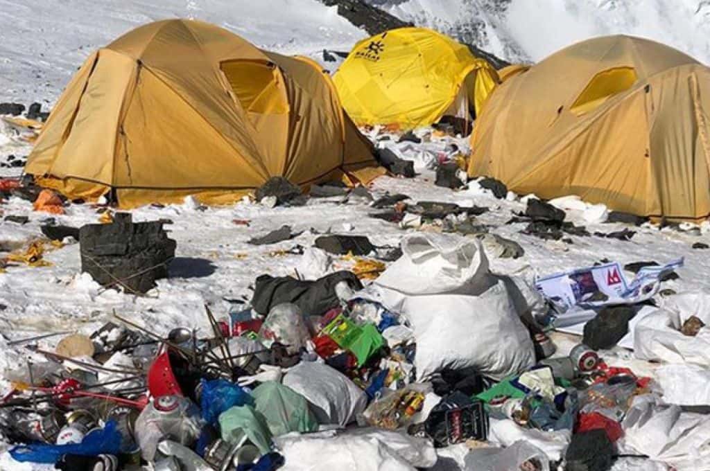 Video viral: así luce el Monte Everest lleno de basura a su alrededor – Notife
