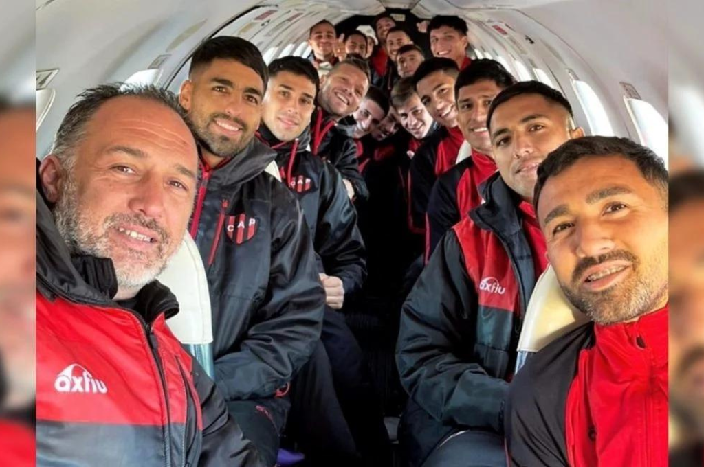 Patronato viajó a Brasil y las fotos del avión hicieron estallar los ...