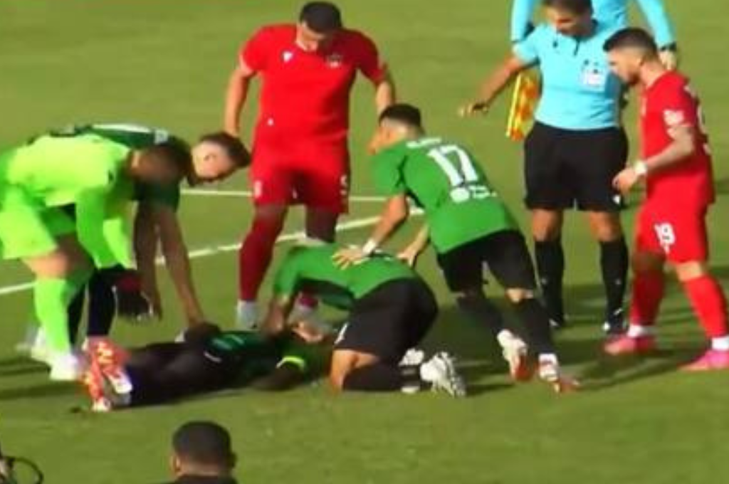 A Los 28 Años Murió El Jugador Ghanés Raphael Dwamena Tras Desplomarse