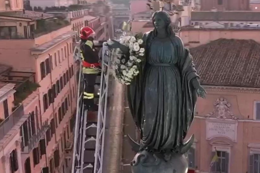 Video: el emotivo homenaje de un bombero a la Virgen de la Inmaculada Concepción en Italia – Notife