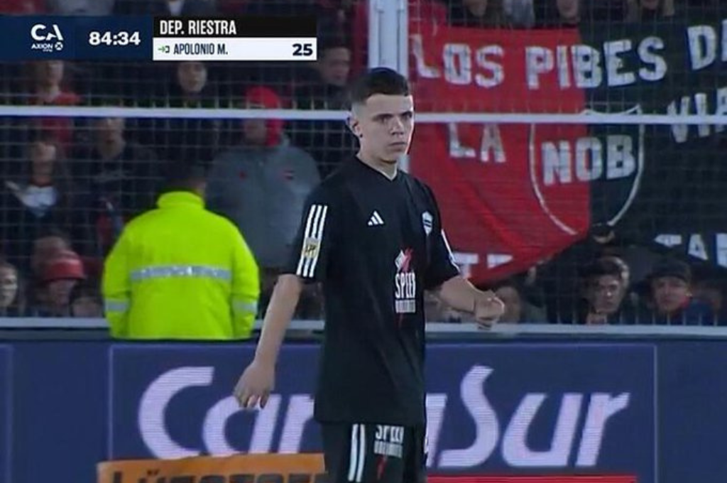 Mateo Apolonio se convirtió en el jugador más joven en debutar en ...