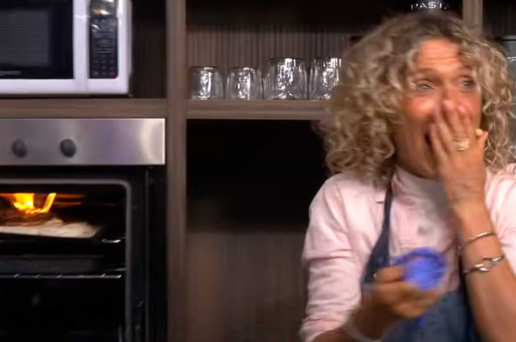 Hasta a Maru se le quema la comida: el tremendo blooper en vivo que ...